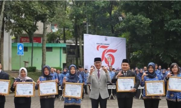Kota Cimahi Kembali Mendapatkan Penghargaan Predikat Kepatuhan ...